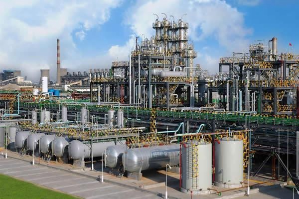 Item Code: Features: Oil Refinery Project